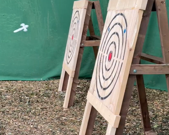 Go Axe Throwing